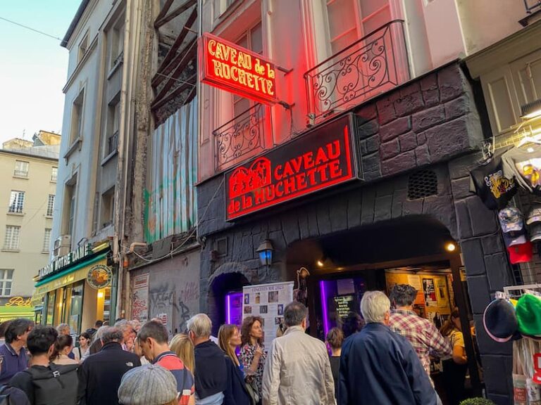 Where to Find the Best Cabaret in Paris! - Montage Travel